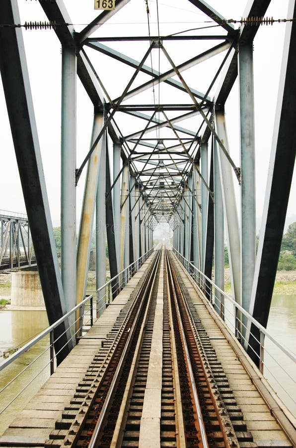 Steel railway bridge stock image. Image of high, building - 14122929
