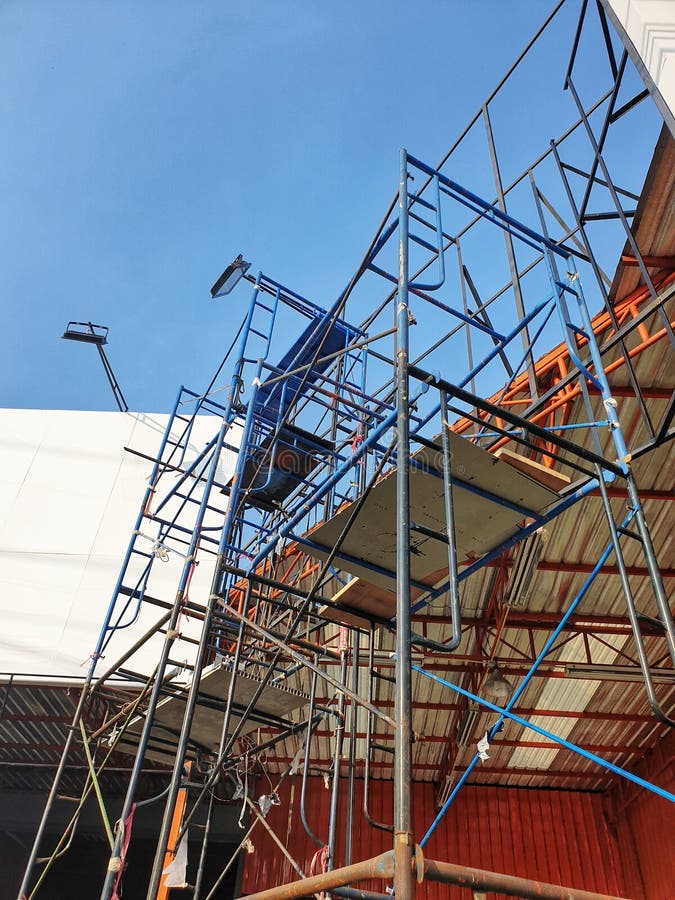 Steel scaffolding stock photo. Image of labor, ladder - 158431226