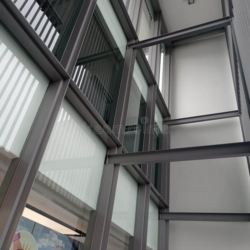 Steel Supporting Buildings are Very Strong and Have a Very Beautiful ...