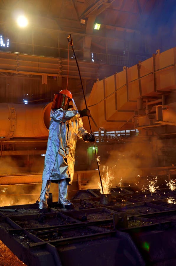 Steel Worker in Steel Plant Stock Photo - Image of heat, pour: 81016080