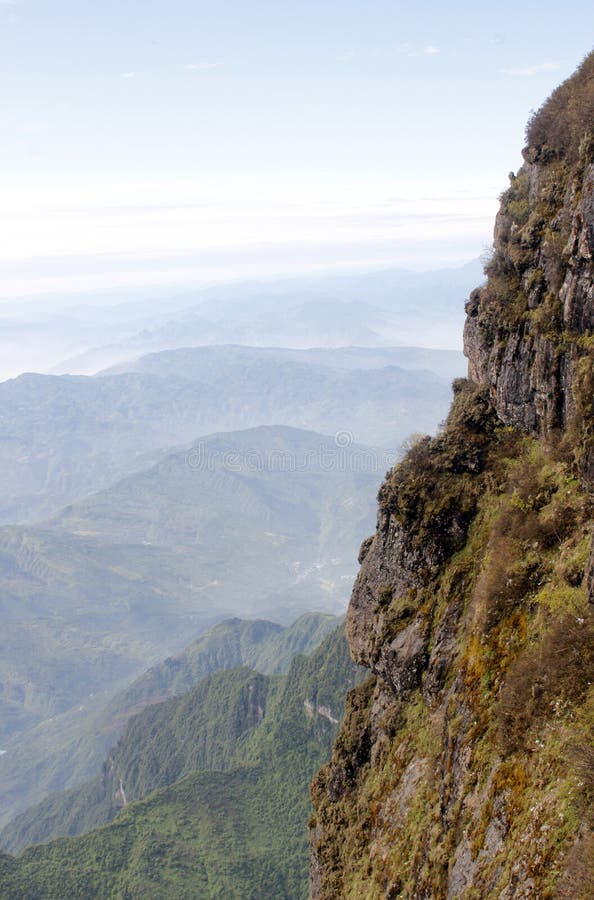 The steep cliffs stock image. Image of panoramic, scenery - 32508055