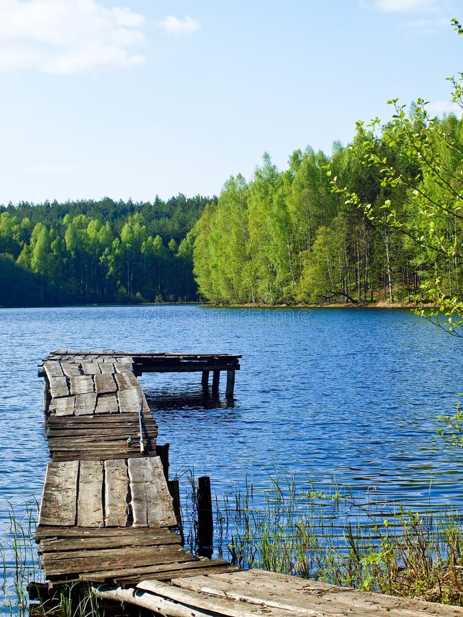 Steg im See stockbild. Bild von lakeside, pier, dunst - 5033043
