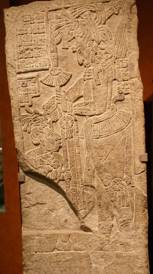 Stele maya del bas-relief imagen de archivo. Imagen de maya - 7532447