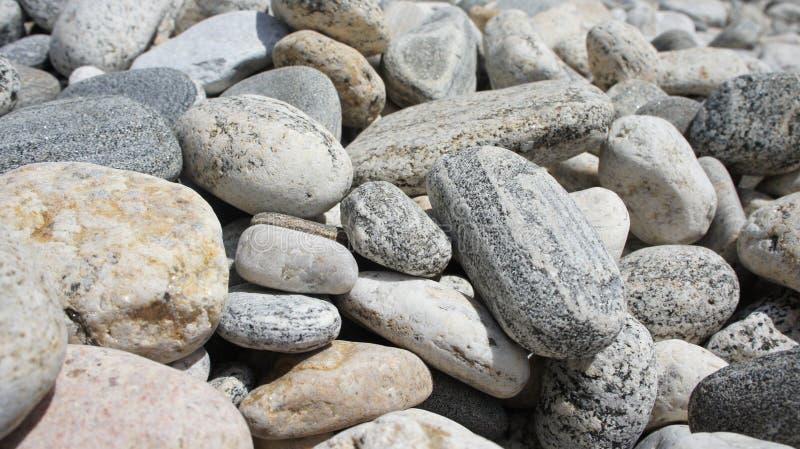 Stenen stock foto. Image of strand, materiaal, kiezelsteen - 56376800