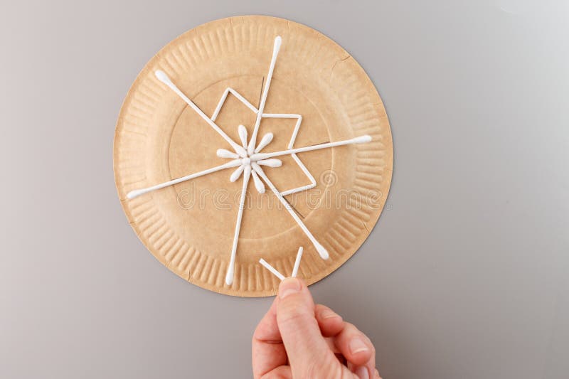 Step-by-step DIY Tutorial Showing How To Create a Snowflake Decoration ...