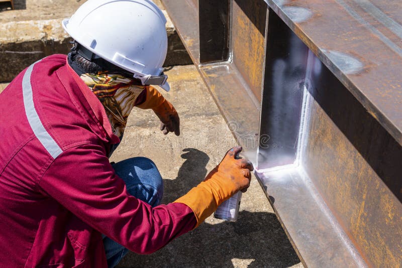 After Use Developer Spray into the Welded To Pull the Liquid Penetrate ...