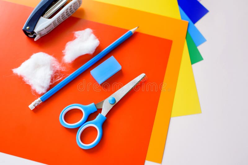 Step-by-step Instruction To Create a Rainbow of Colored Paper ...