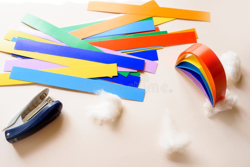 Step-by-step Instruction To Create a Rainbow of Colored Paper ...