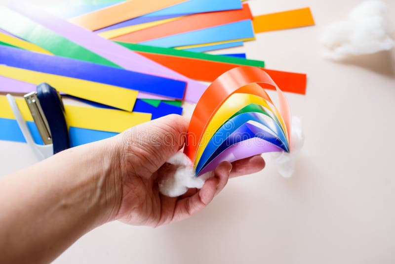 Step-by-step Instruction To Create a Rainbow of Colored Paper ...