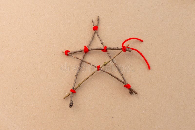 Step-by-step Tutorial on Making a Star-shaped Ornament from Sticks and ...