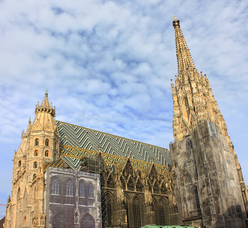 Stephansdom in Wien stockbild. Bild von aufbau, ernstlich - 24632411