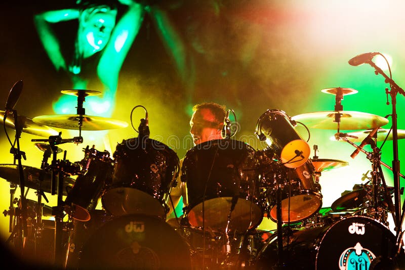 Stephen Perkins of Jane S Addiction Playing Drums Editorial Stock Image ...