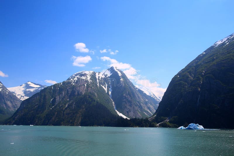 Mountain Landscape in the Stephens Passage in the Boundary Ranges ...