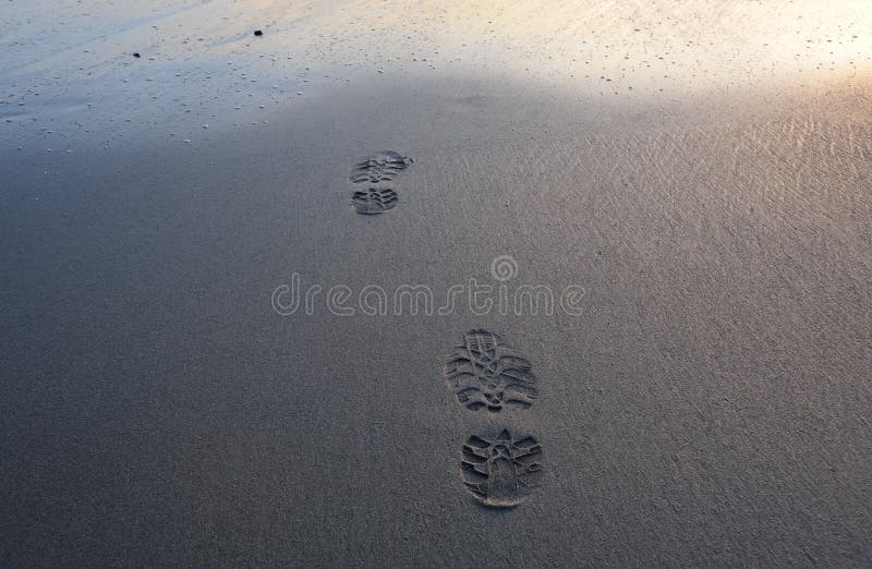 Steps to ocean stock image. Image of footsteps, landscape - 8730189