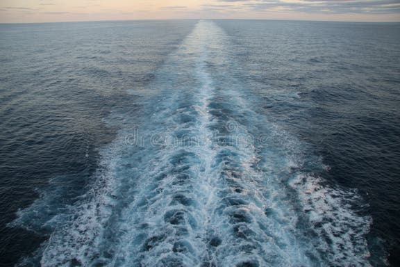 Stern wave stock image. Image of cavitation, ship, infinite - 5615229