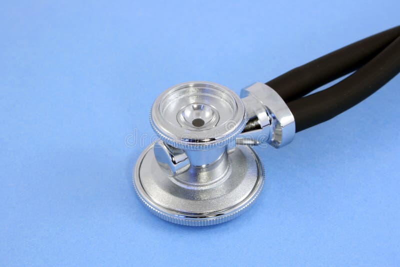 Stethoscoop stock afbeelding. Image of medisch, zorg, diagnose - 4931899