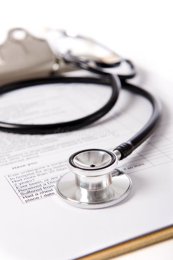 Stethoscoop op Klembord stock afbeelding. Image of foto - 7072951