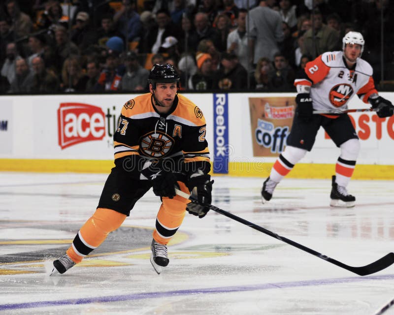 Steve Begin, Boston Bruins #27. Editorial Stock Image - Image of sees ...