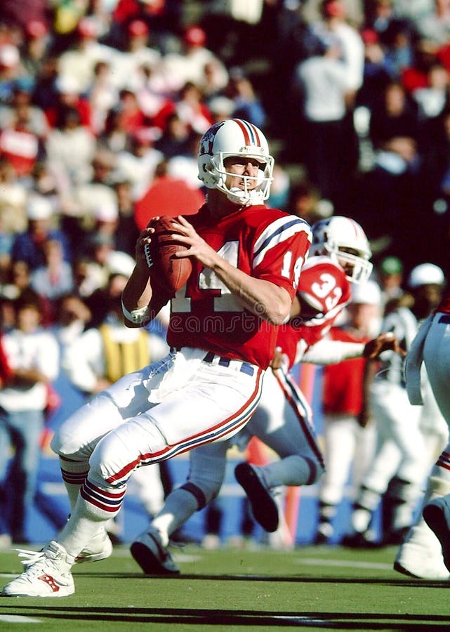 Steve Grogan New England Patriots Editorial Photo - Image of athlete ...