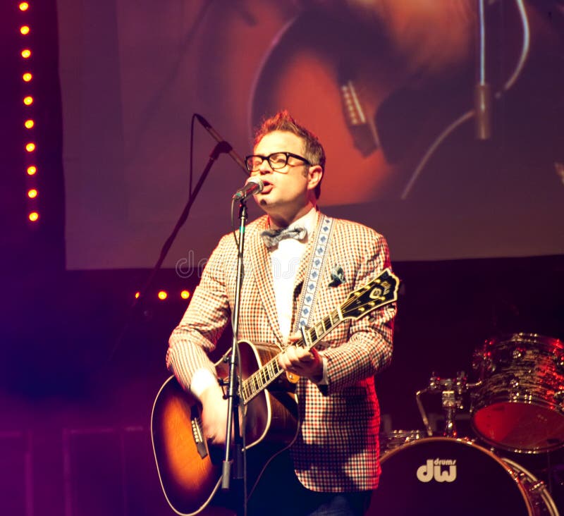 Steven Page in Performance editorial photo. Image of performer - 25214171