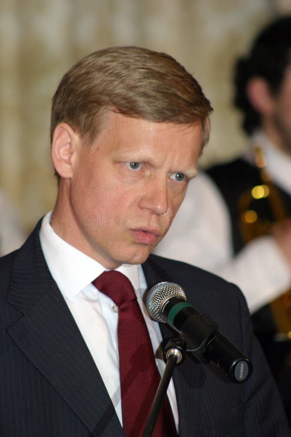 Steven van Groningen editorial photo. Image of press - 22855126