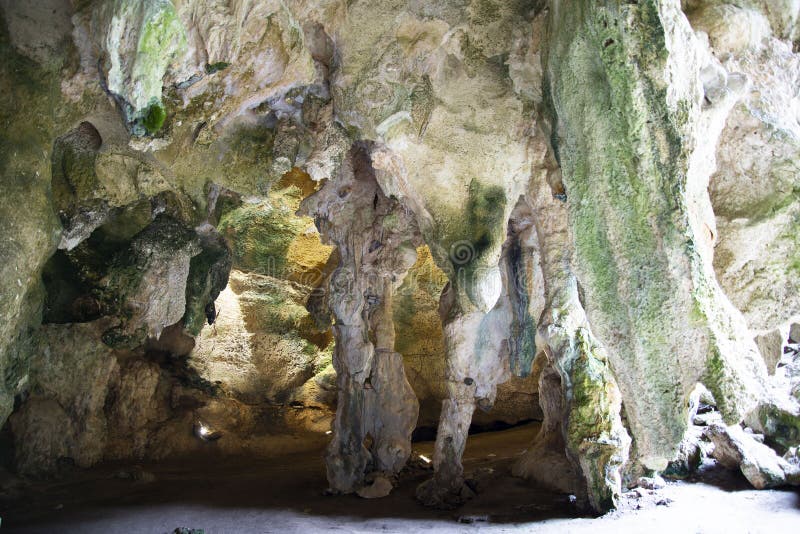 Stick Tomato Cave in Naracoorte Stock Photo - Image of stalactite ...