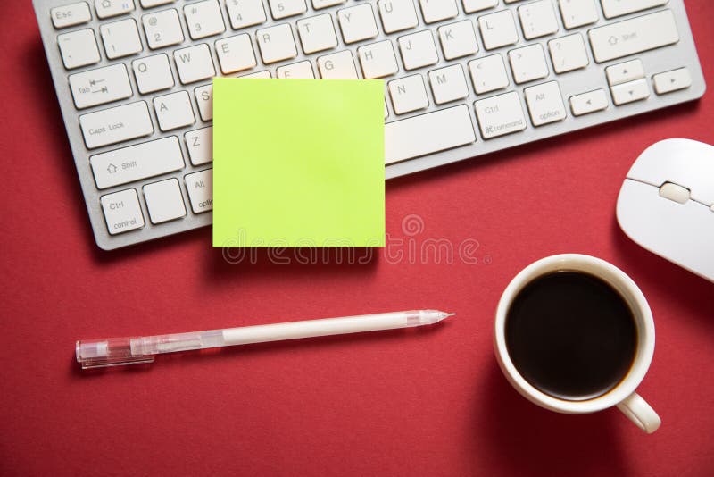 Sticky Note with a Keyboard and Business Objects Stock Image - Image of ...