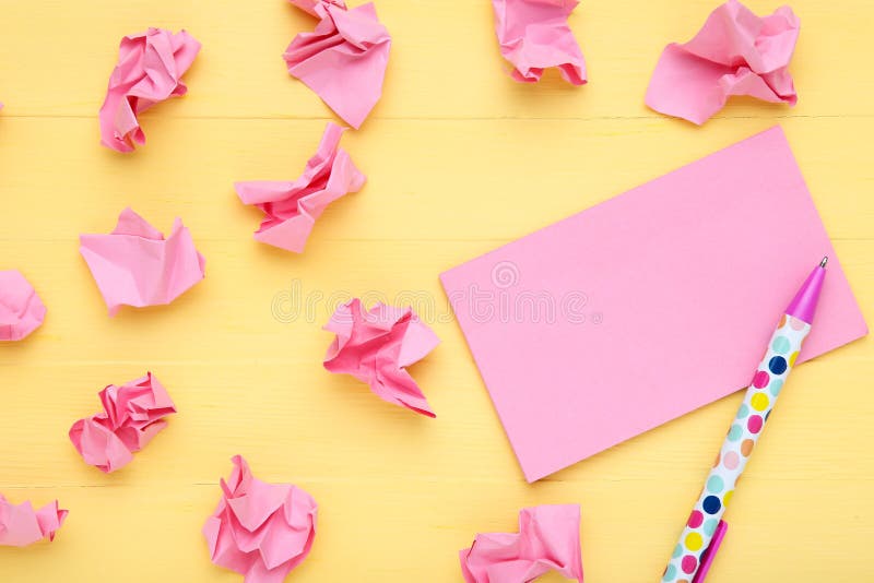 Sticky Note with Pen and Crumpled Papers Stock Image - Image of office ...
