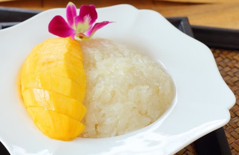 Sticky Rice Mango Thai Dessert. Stock Image - Image of rice, yummy ...