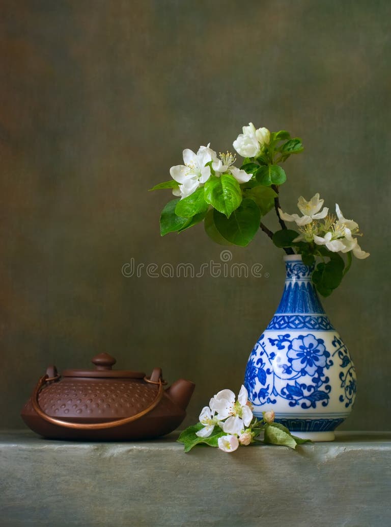 1,227 Blue White China Still Life Stock Photos - Free & Royalty-Free ...