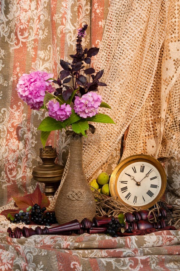 Still life bouquet stock photo. Image of fachion, design - 32949406