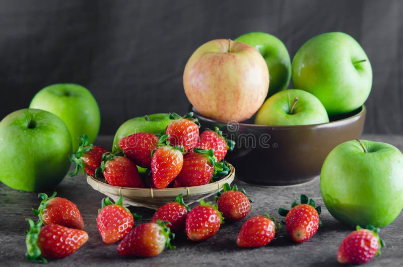 Still life of fruit stock image. Image of healthy, color - 69626621