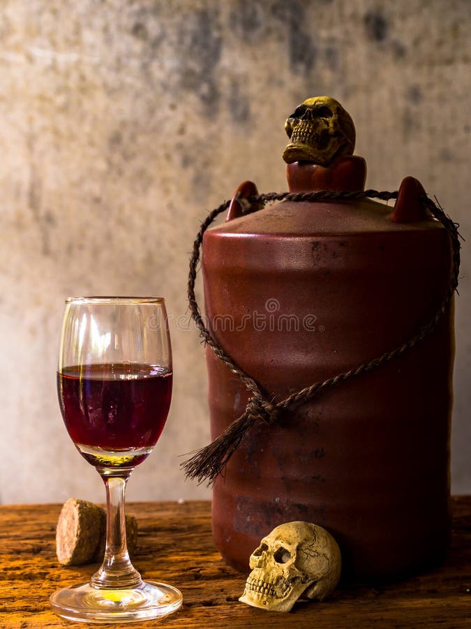 Still Life of Skull and Alcohol Stock Image - Image of glass, head ...