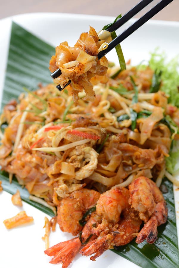Stir fried char kuey teow stock image. Image of drink - 64139361
