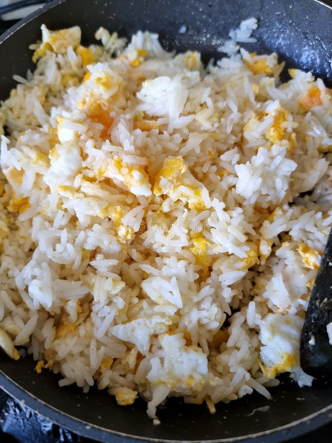 Stir-fried egg fried rice stock image. Image of scrambling - 253973113