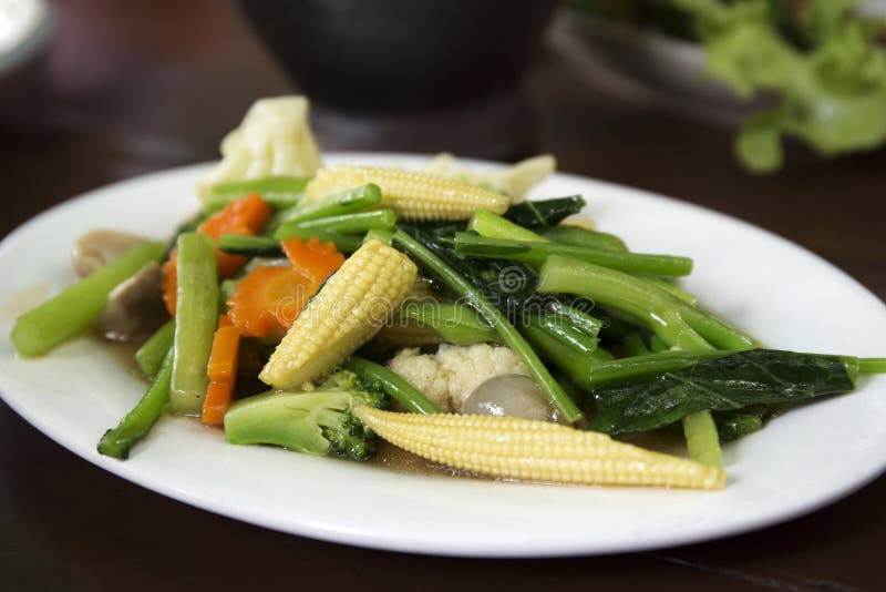 Stir fried mixed vegetable stock photo. Image of delicious - 47411318