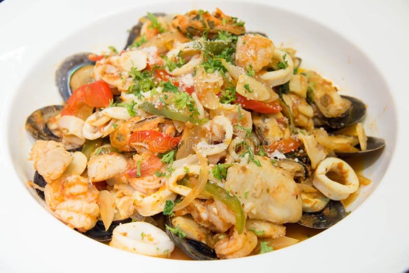 Stir Fried Mixed Vegetable with Seafood Stock Photo - Image of spice ...