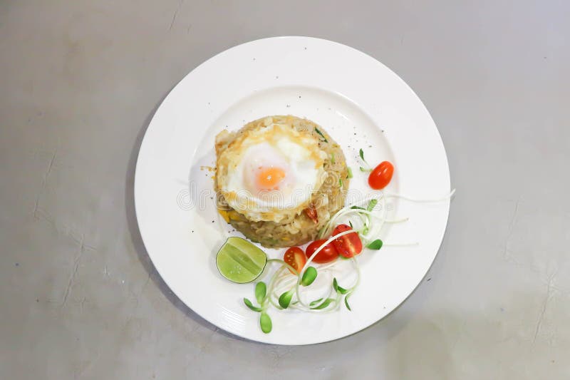 Stir-fried Rice, Stir Fried Rice or Fried Rice with Sunny Side Up Egg ...