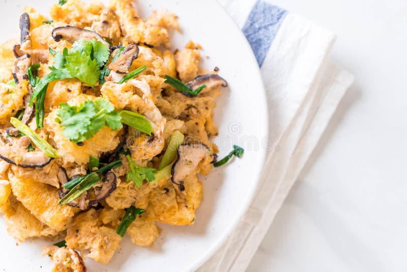 Stir-Fry Fish Maw stock photo. Image of fresh, vegetable - 117884004