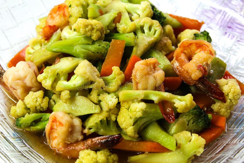 Chinese Cuisine Jumbo Shrimp Mixed Vegetables Stock Image - Image of ...