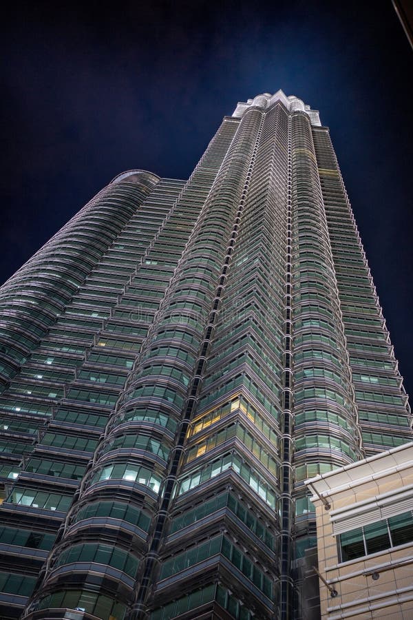 A Vertical Shot of a Modern Skyscraper Stock Image - Image of grand ...
