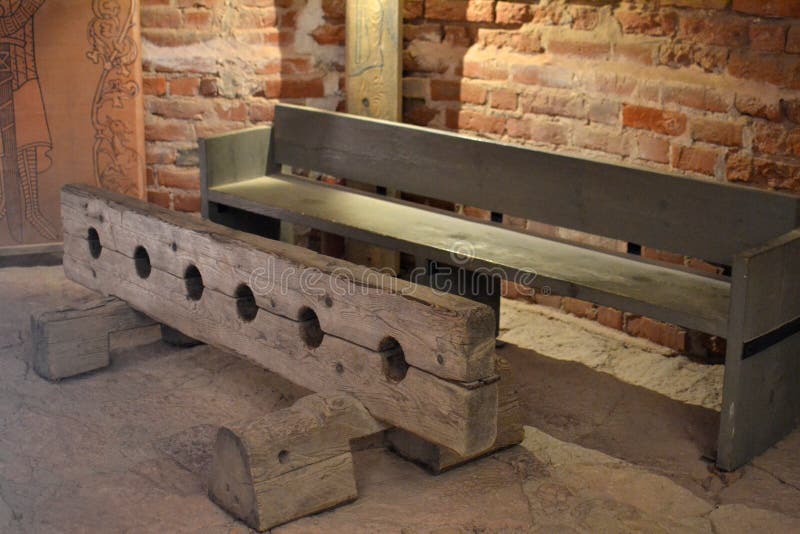 Stocks in Castle Ruins in Turaida Stock Image - Image of castle, bridge ...