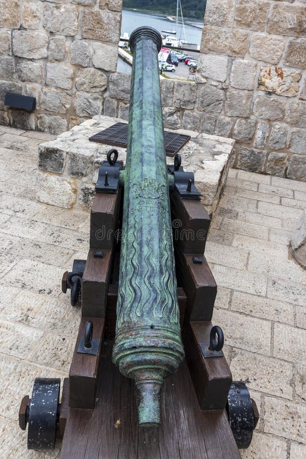 Old Gun at Ston Fortress in Croatia Editorial Photography - Image of ...