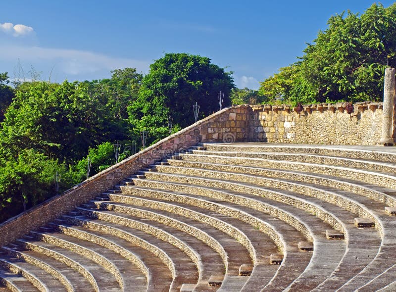 Stone amphitheater stock image. Image of shadow, republic - 17204977