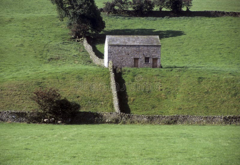 Stone Building in English Rural Stock Image - Image of ground, meadow ...