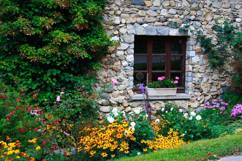 Superb Old Stone-built House Stock Image - Image of house, built: 3250149