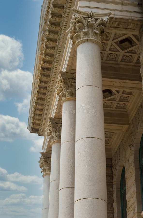 Columns on Old Courthouse stock image. Image of courthouse - 31944117