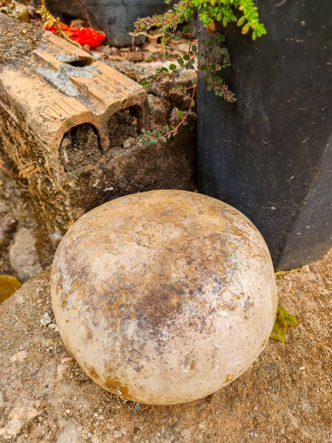 Stone in the Corner of a House Stock Photo - Image of corner, daninha ...