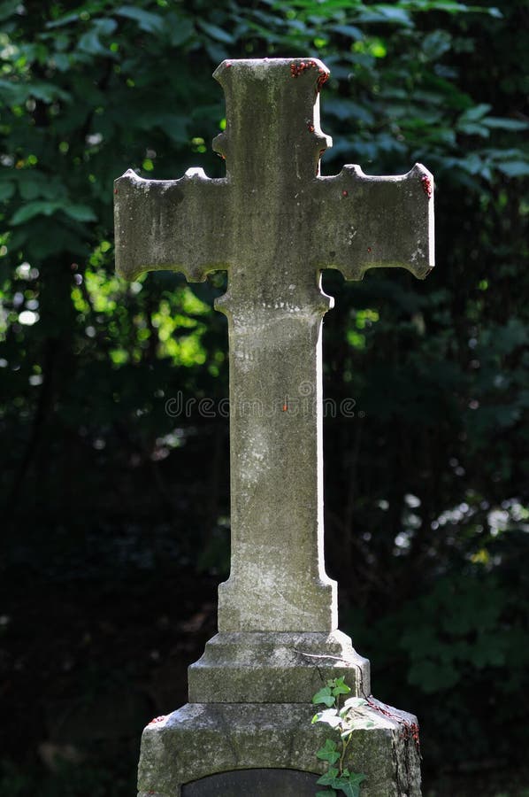 Stone cross stock image. Image of churchyard, grief, memory - 21253555
