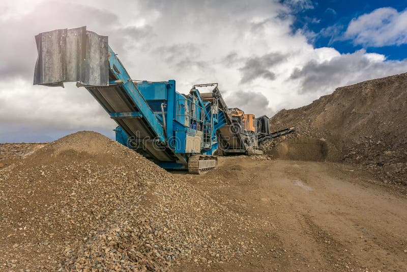 111 Gravel Transform Photos - Free & Royalty-Free Stock Photos from ...